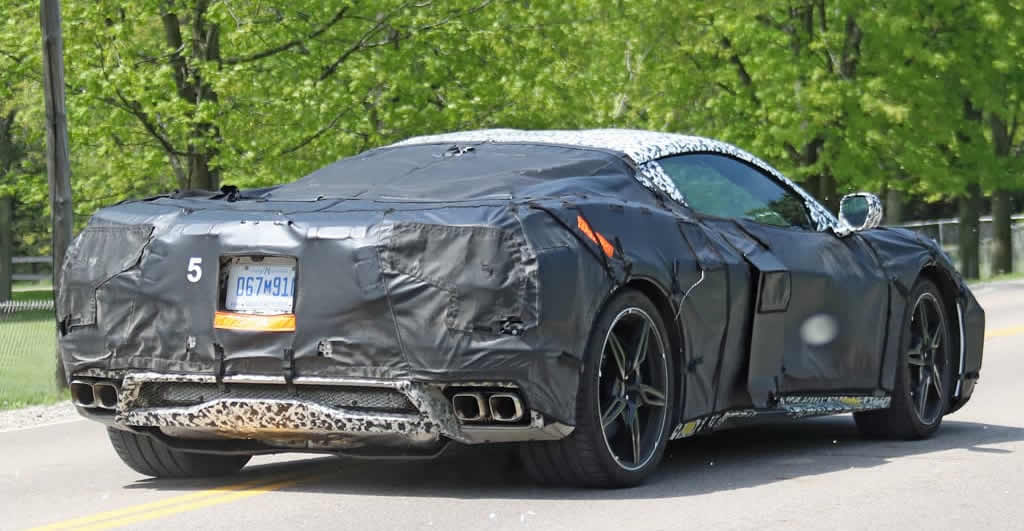 Spy Photos and Video Reveal More About the 2020 Mid-Engine Corvette ...
