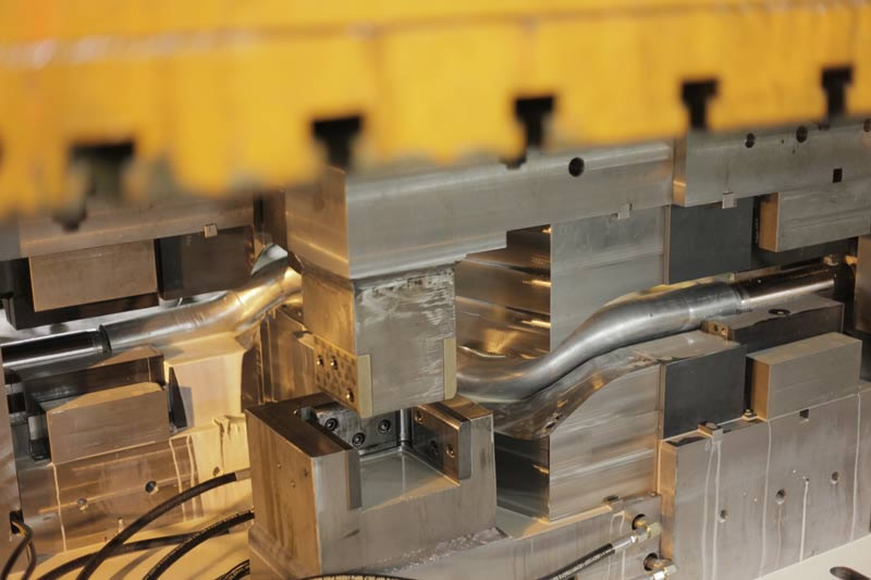 Class Action Lawsuit Against GM For Cracked Corvette Wheels Dismissed ...